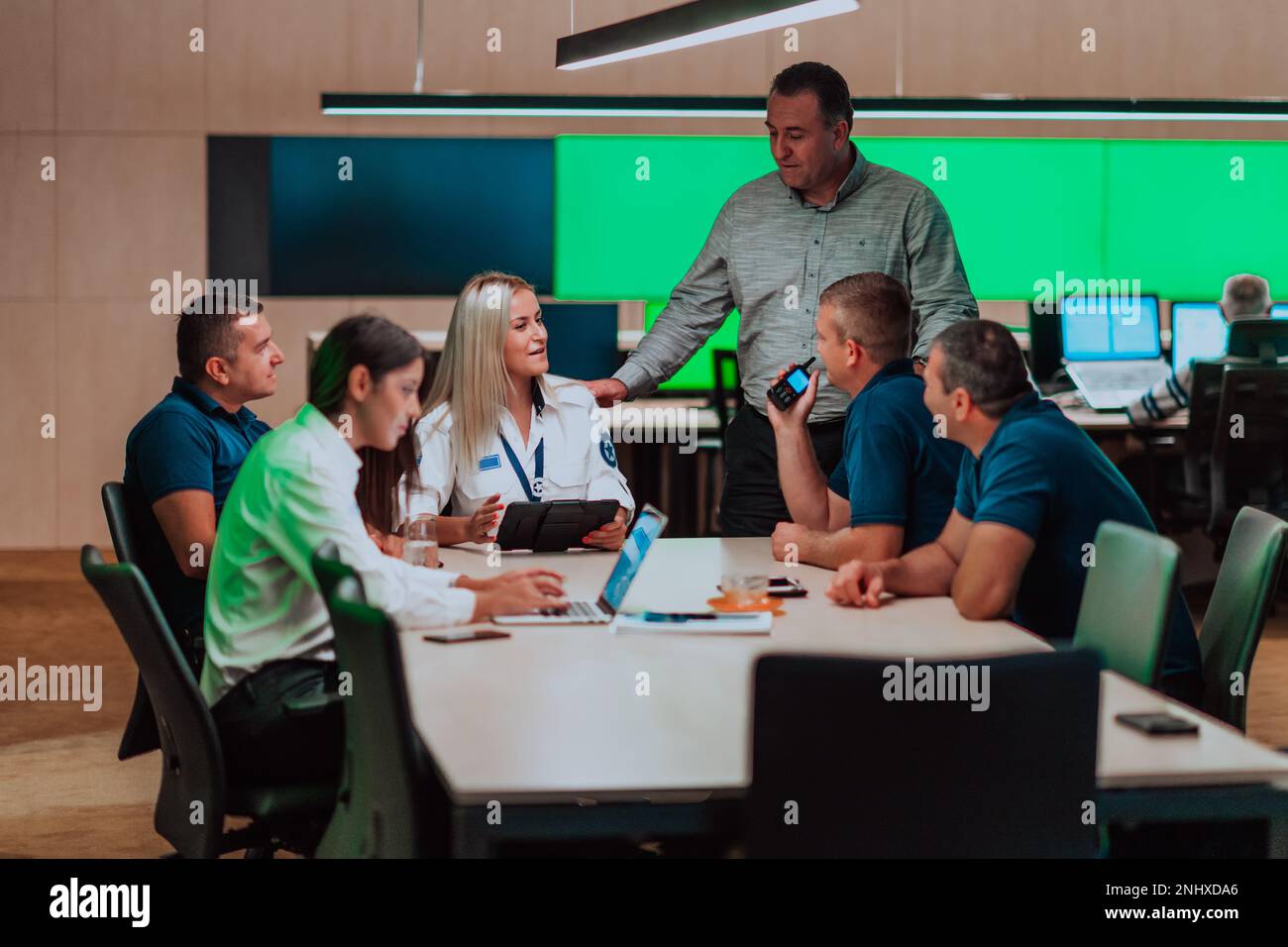 Man surrounded by screens hi-res stock photography and images - Alamy