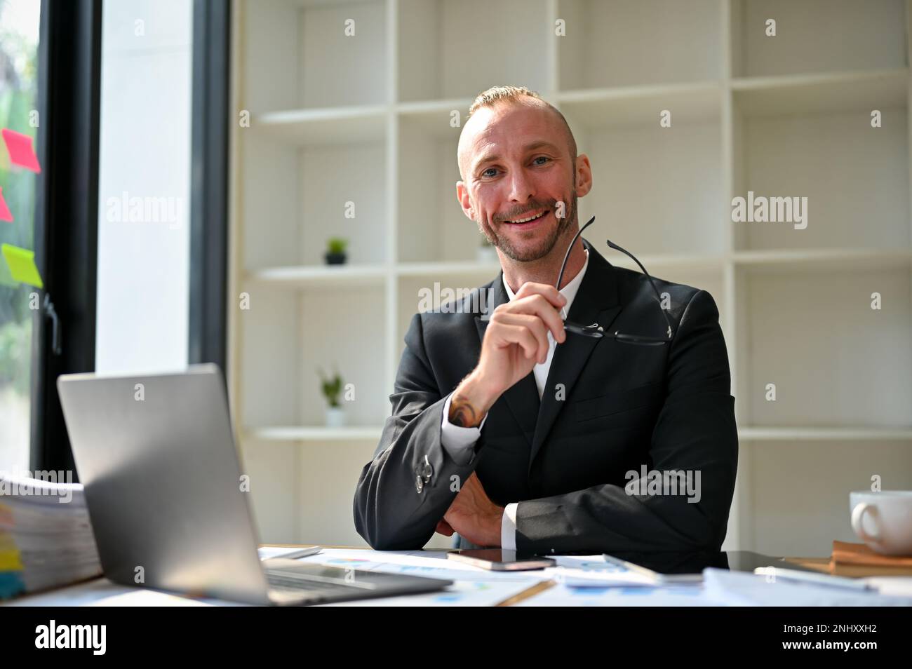 Ceo eyeglasses hi-res stock photography and images - Alamy