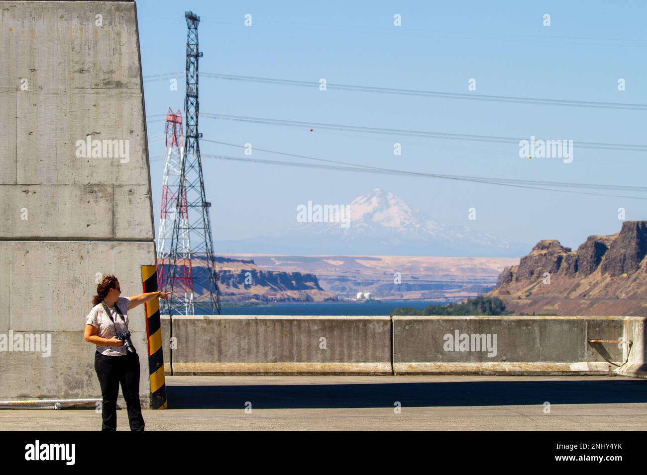 John Day Lock & Dam is located 216 miles upriver from the mouth of the ...