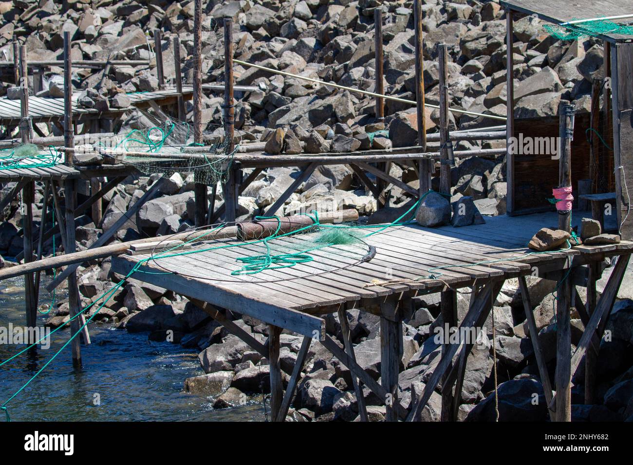 John Day Lock & Dam is located 216 miles upriver from the mouth of the ...