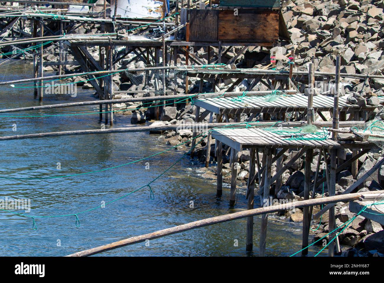 John Day Lock & Dam is located 216 miles upriver from the mouth of the ...