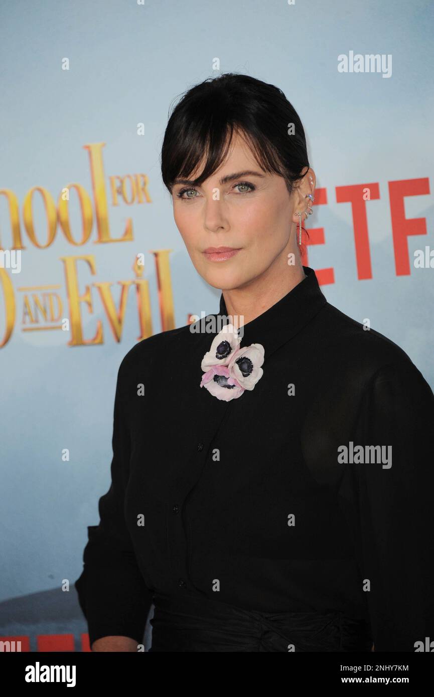 Photo by: Alexandra Picco/STAR MAX/IPx 2022 10/18/22 Charlize Theron at ...