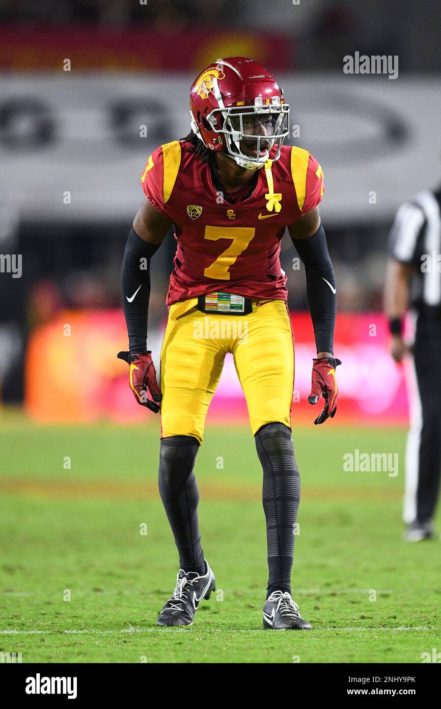 LOS ANGELES, CA - NOVEMBER 05: USC Trojans defensive back Calen Bullock ...