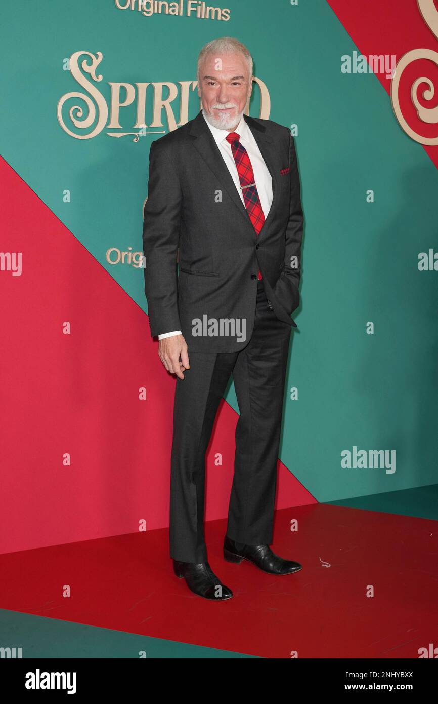 Photo by: John Nacion/STAR MAX/IPx 2022 11/7/22 Patrick Page at Apple ...