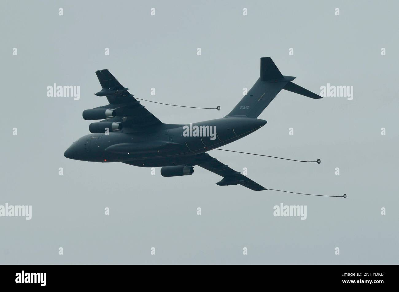 A China's new YU-20 aerial tanker performs during the Zhuhai Air Show ...