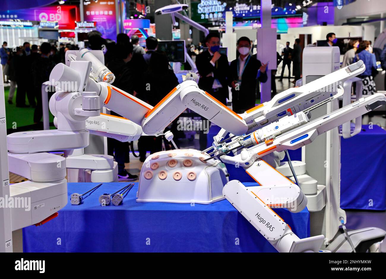 Medtronic's Hugo RAS surgical robots demonstrate their capabilities at ...