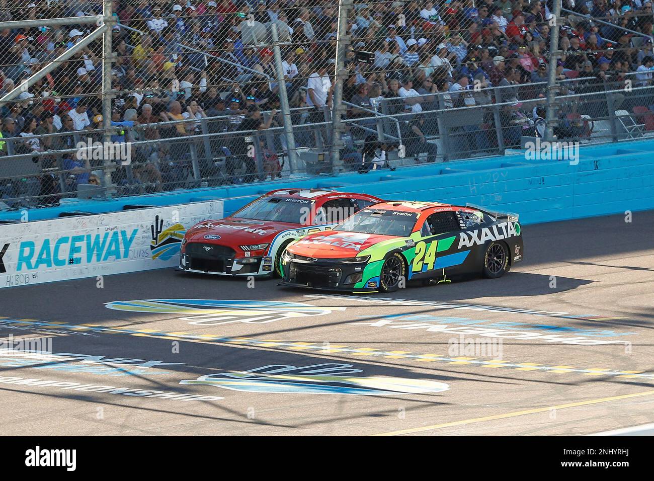 AVONDALE, AZ - NOVEMBER 06: William Byron (#24 Hendrick Motorsports ...