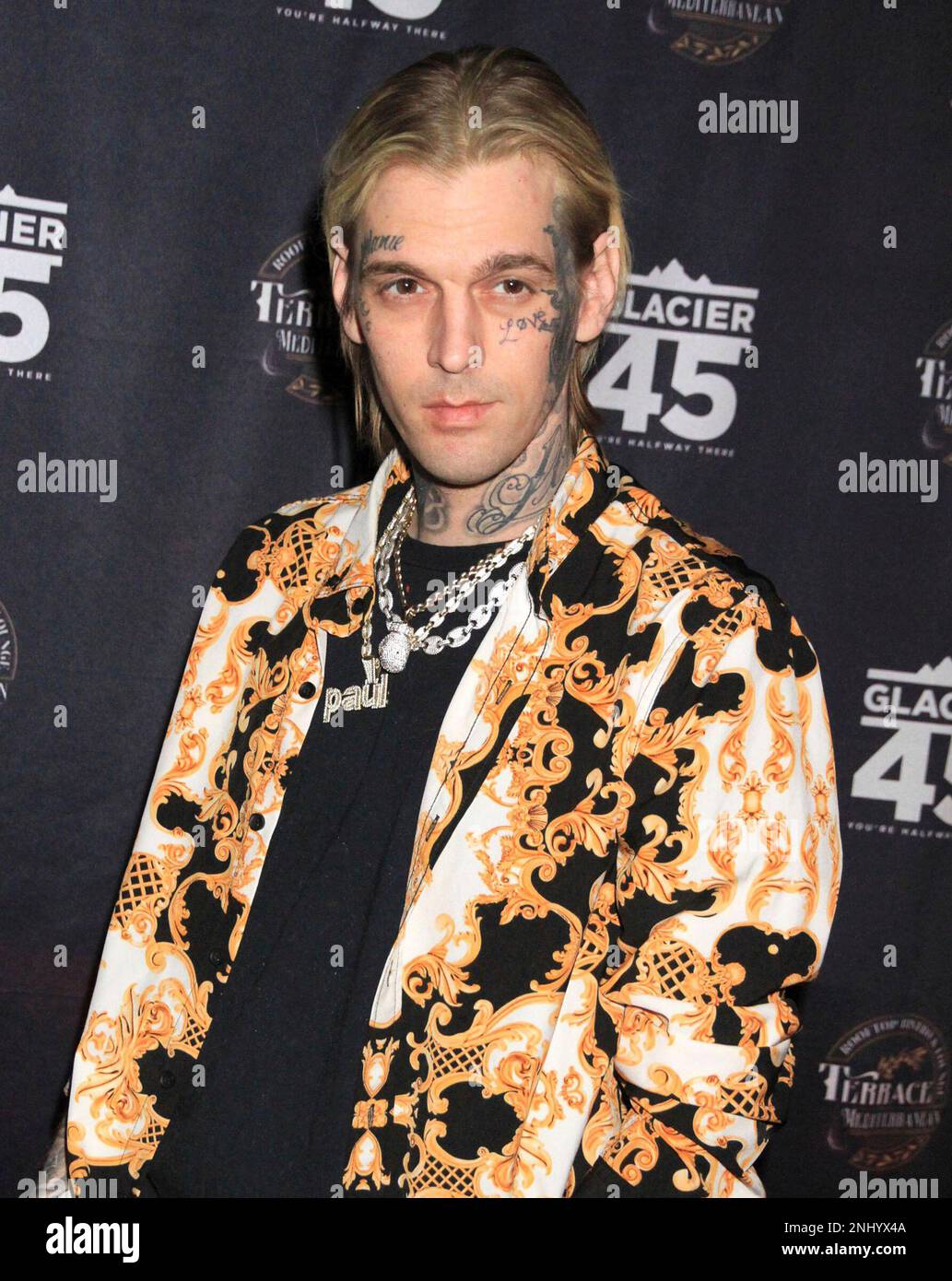 NOVEMBER 5th 2022: Singer Aaron Carter has died at the age of 34. He ...