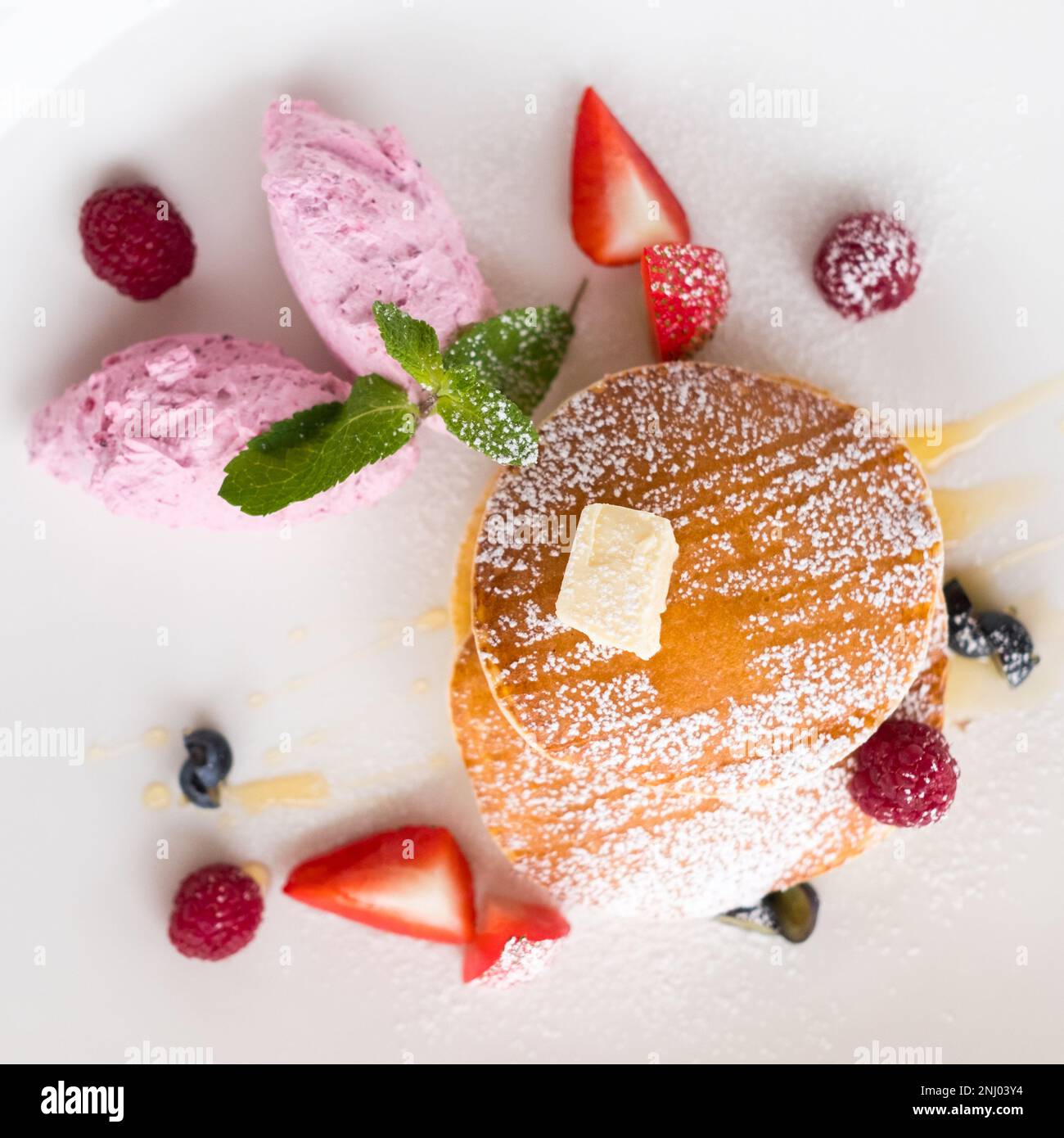 Fancy pancakes hi-res stock photography and images - Alamy