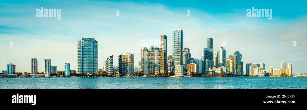 Miami high rise hi-res stock photography and images - Alamy