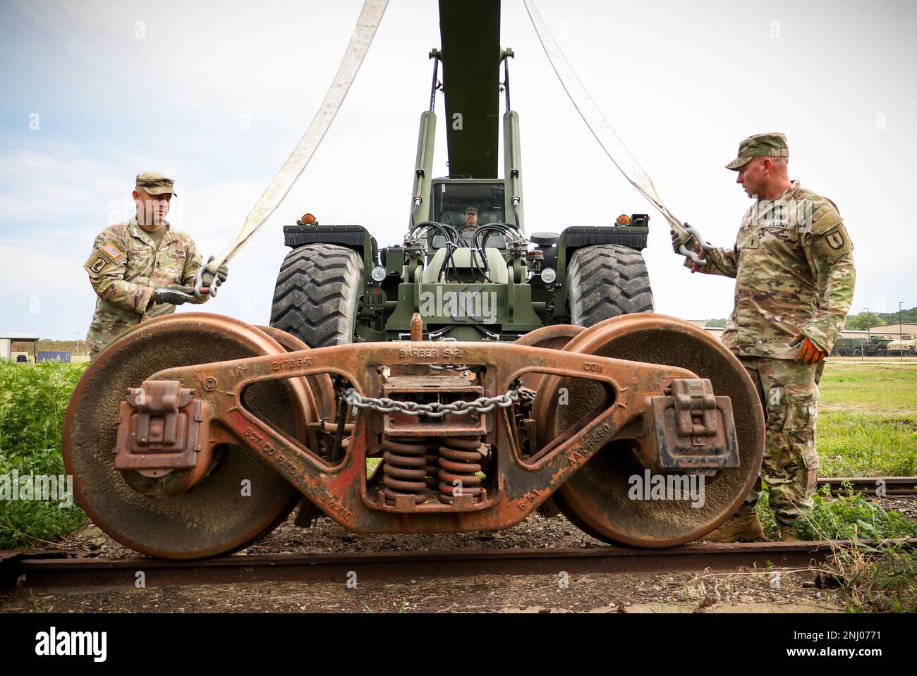 Iowa Army National Guard Soldiers with the Camp Dodge Department of ...