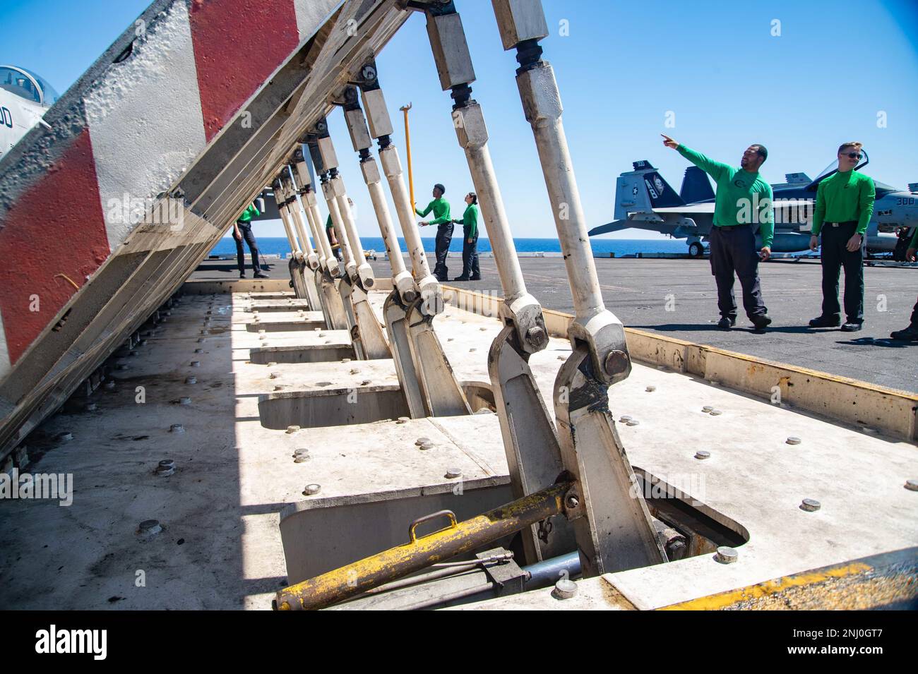 Jet blast deflector hi-res stock photography and images - Alamy