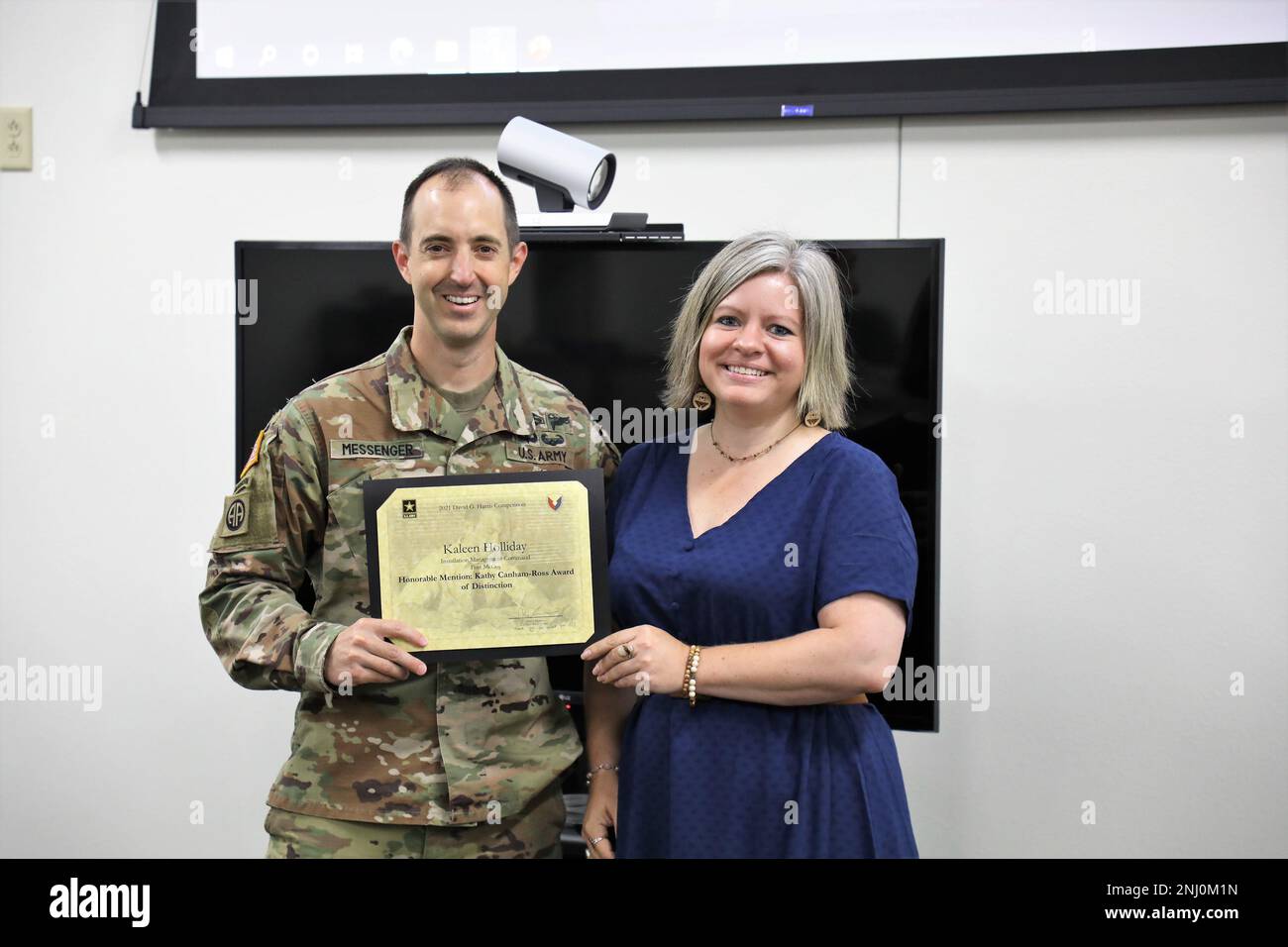 Excellence in journalism award hi-res stock photography and images - Alamy
