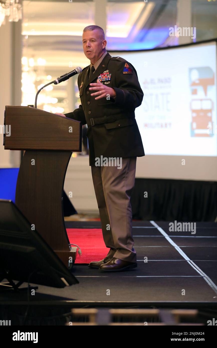 Brig gen michael simmering hi-res stock photography and images - Alamy