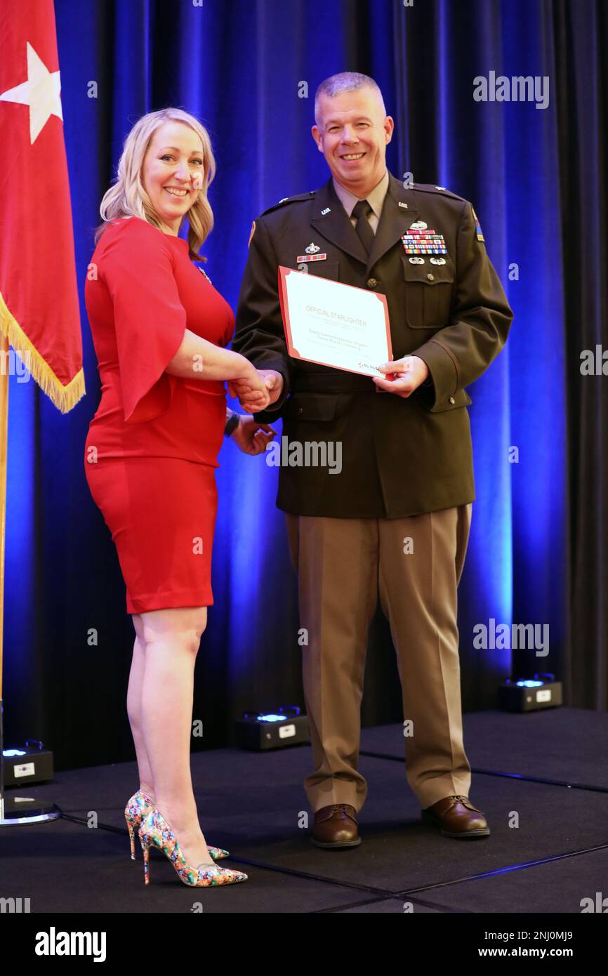 The El Paso Chamber of Commerce Chief Executive Officer Andrea Hutchins presents Brig. Gen ...