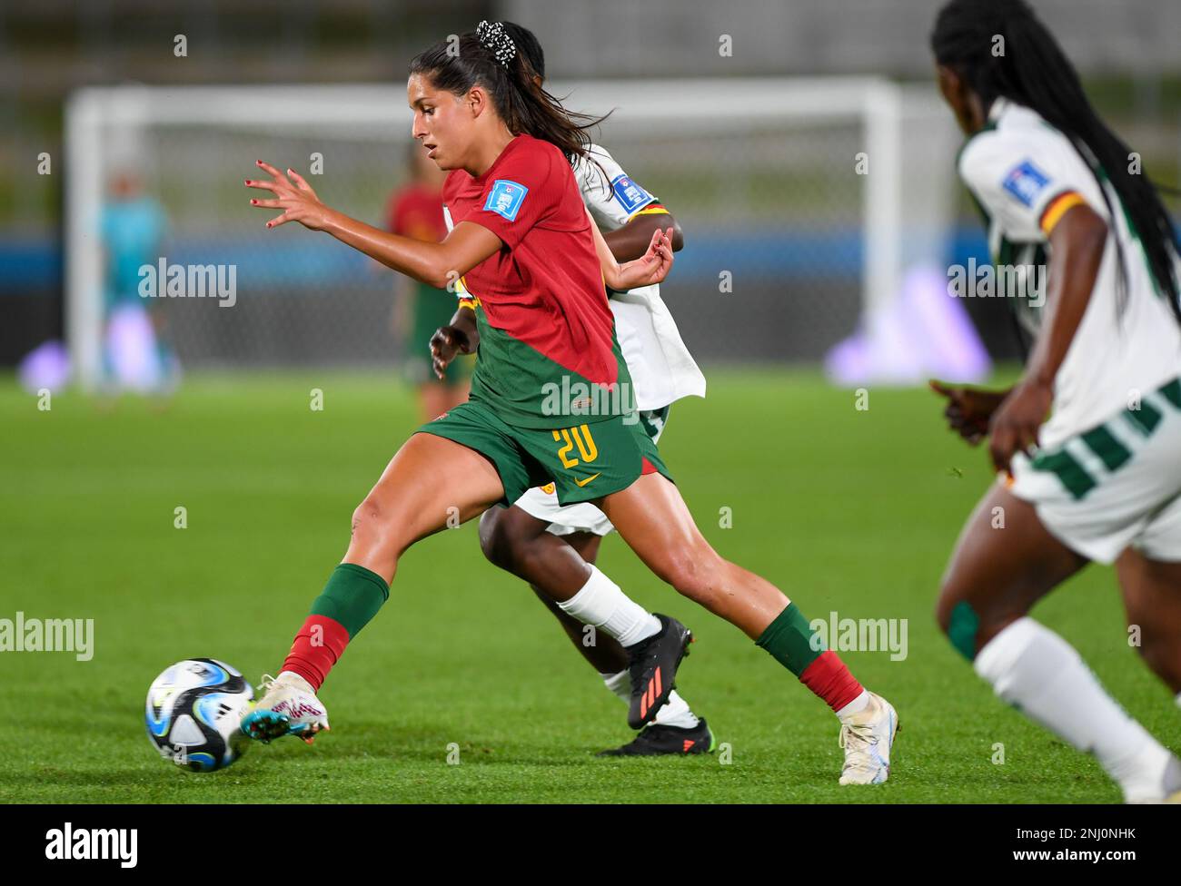 (230222) -- HAMILTON, Feb. 22, 2023 (Xinhua) -- Portugal's Kika ...