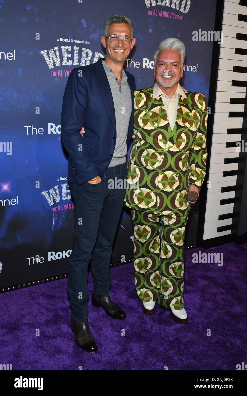 Photo by: NDZ/STAR MAX/IPx 2022 11/1/22 Mike Farah and Henry Munoz at ...
