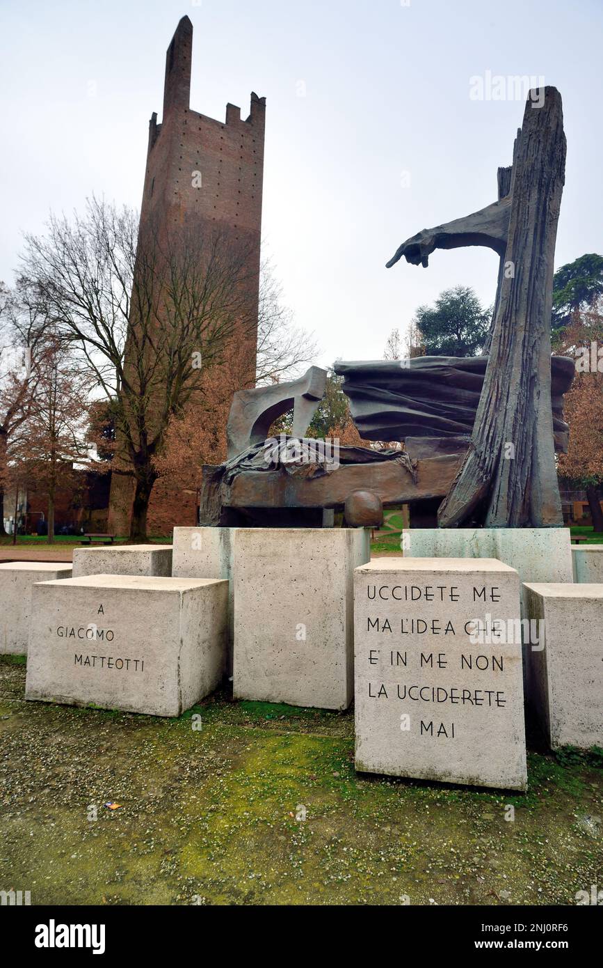 Rovigo, Italy. The medieval Donà tower and Giacomo Matteotti monument ...