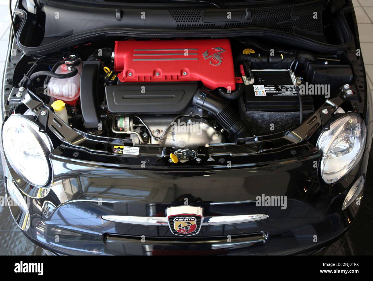 The Fiat 500 Abarth engine--1.4-liter I4 MultiAir turbo charged engine ...