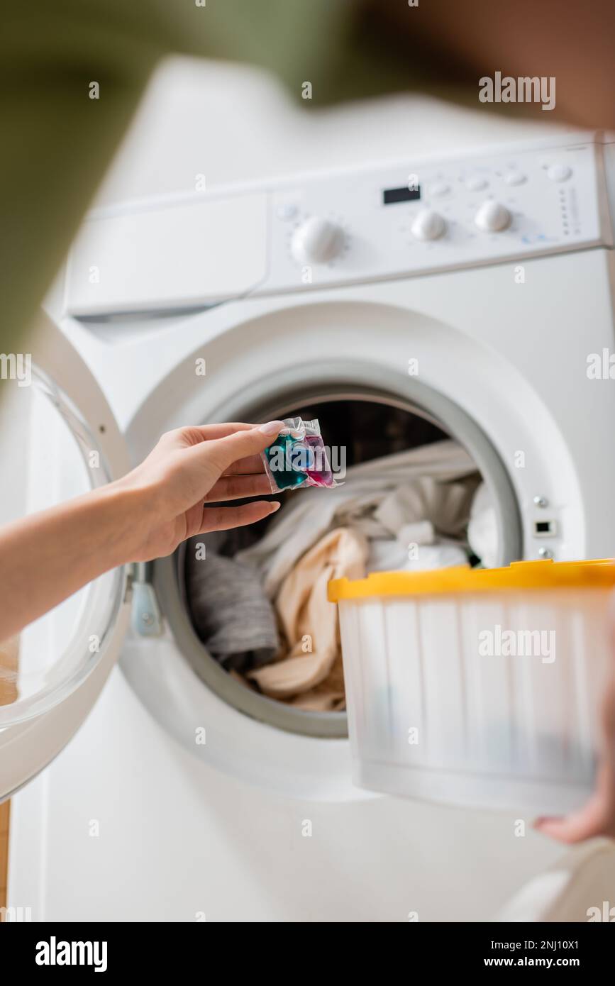 Woman powder washing machine hi-res stock photography and images - Alamy