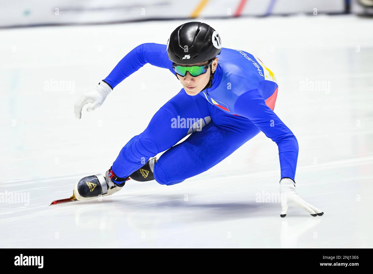 MONTREAL, QC - OCTOBER 28: Peter Joseph Groseclose (PHI) takes a turn ...