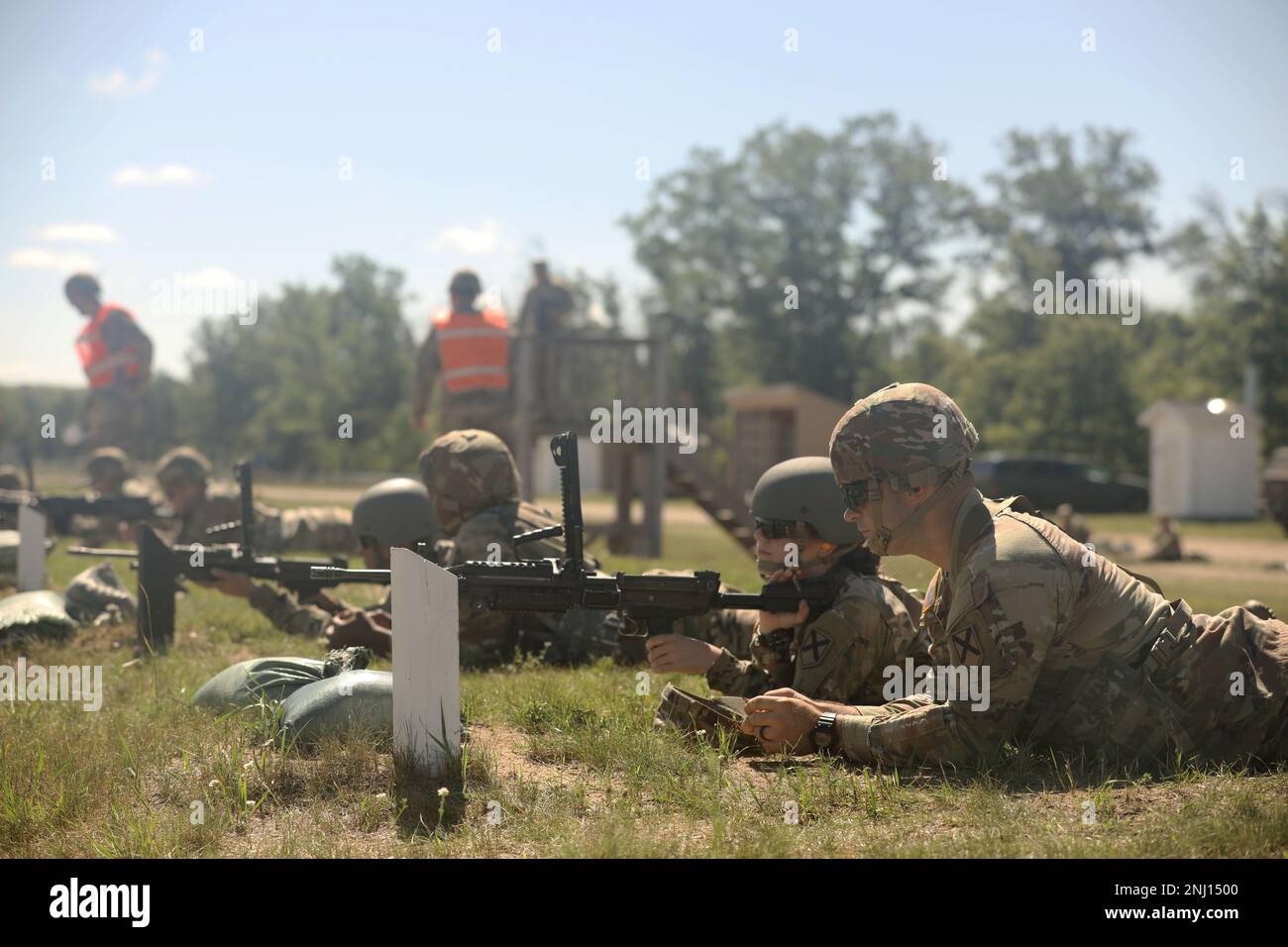 U.S. Army Spc. Caitlin Roth, left, and U.S. Army Pfc. Nicholas Semrick ...