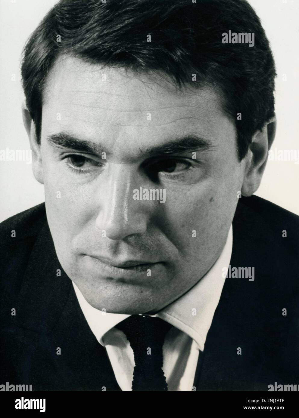 Robert Hossein (1927-2020), actor, director y escritor de cine francés ...