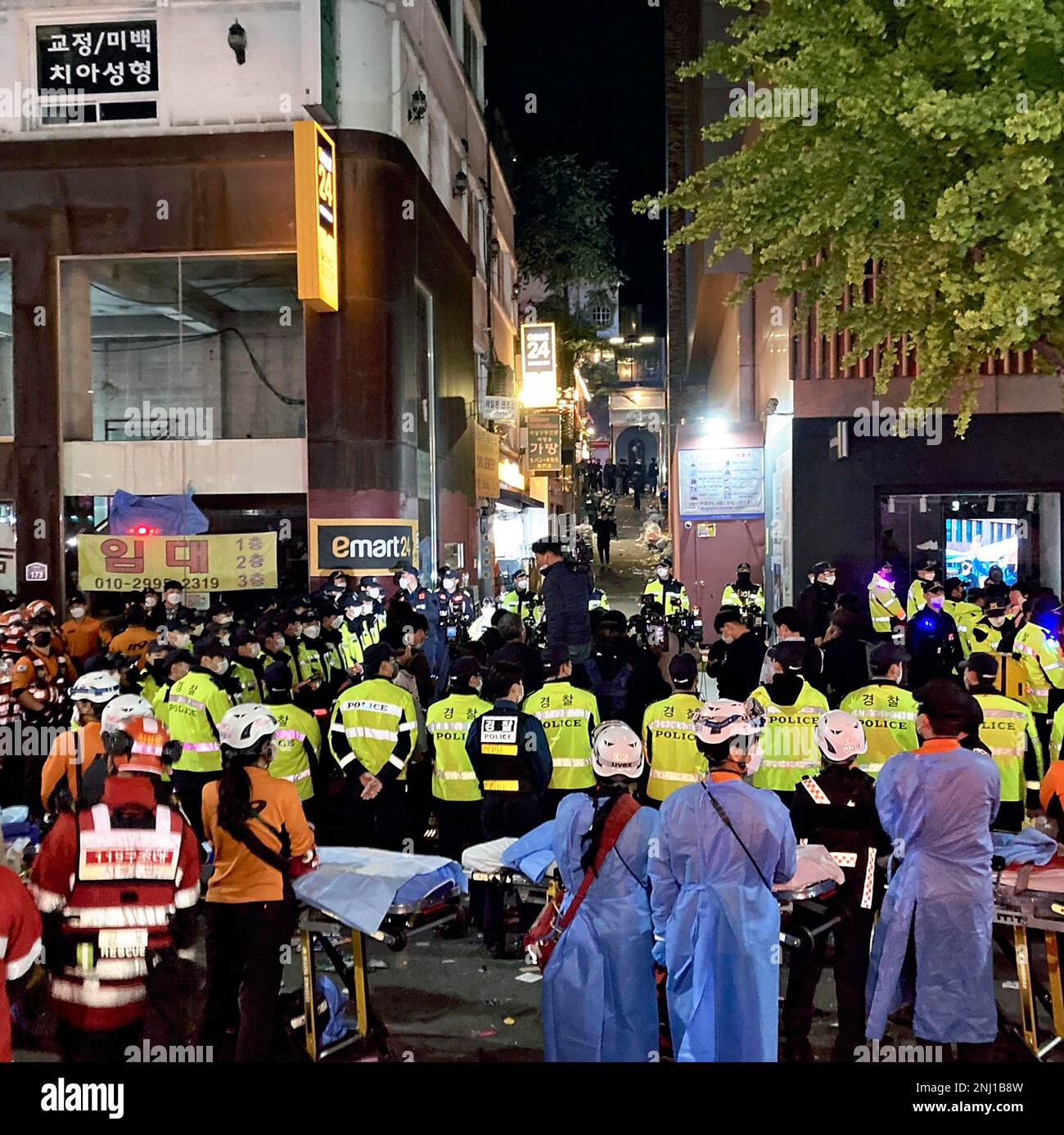 A Photo Shows A Scene Of Accident Where Lots Of People Fell At Itaewon
