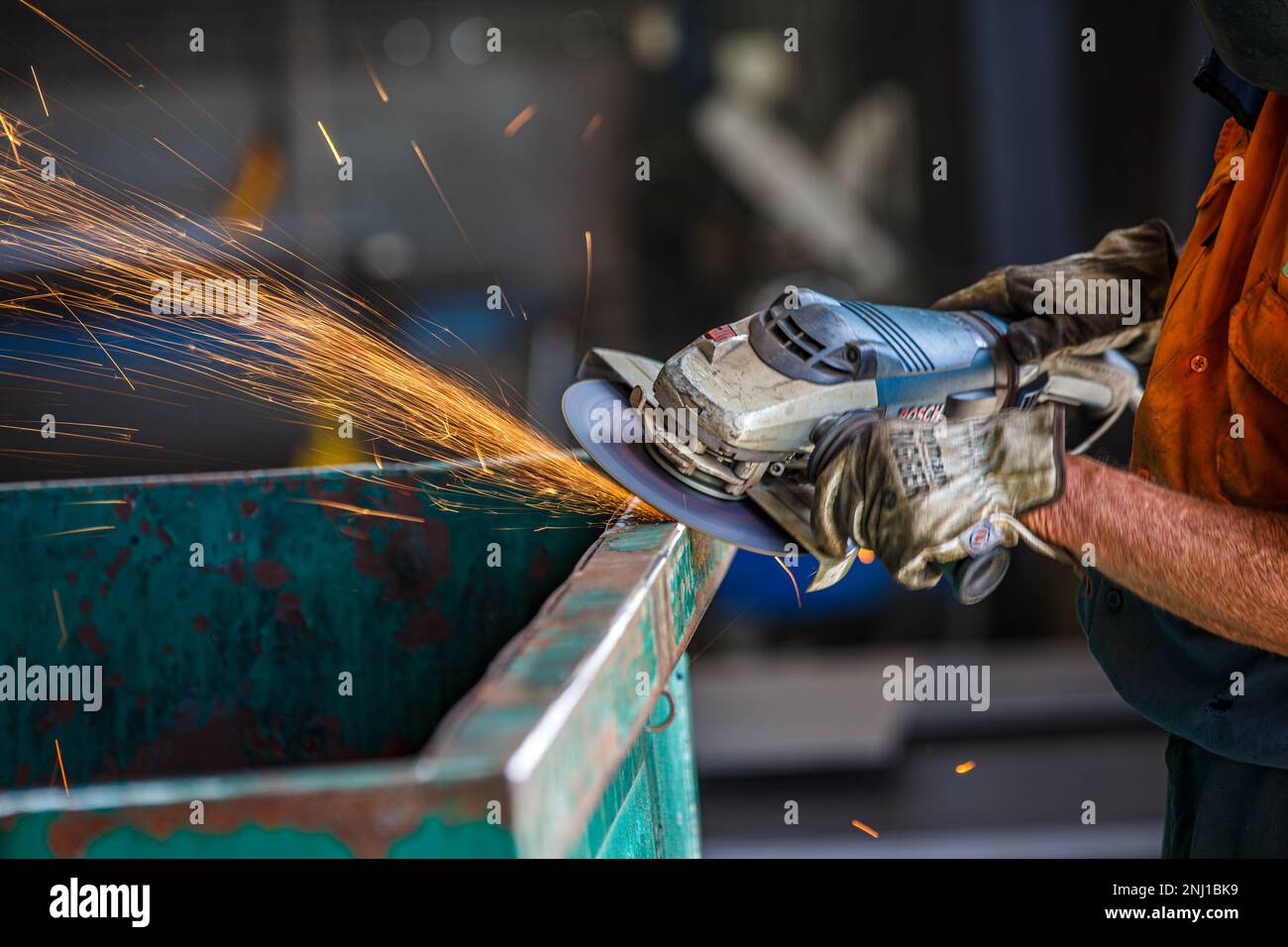 Shot welding hi-res stock photography and images - Alamy
