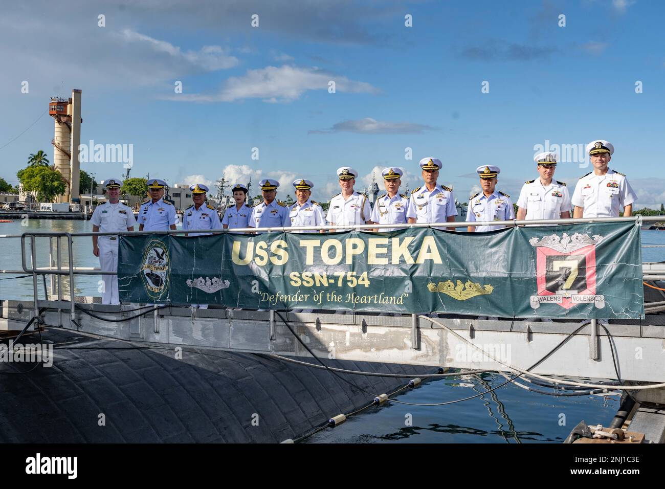 220804-N-LN285-1089 JOINT BASE PEARL HARBOR-HICKAM (Aug. 4, 2022) – The ...