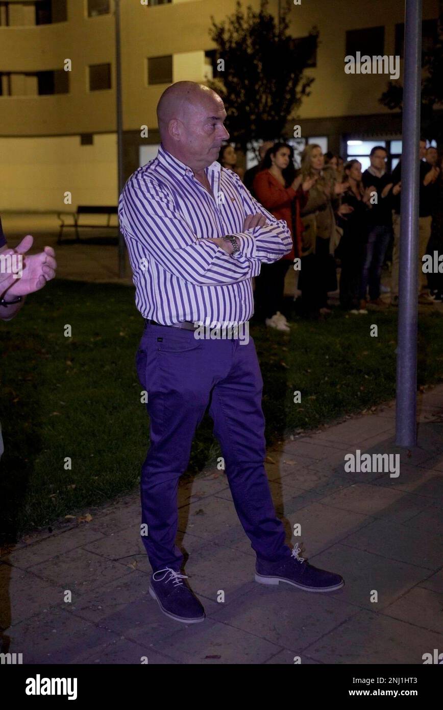 Álex's great-uncle, Gonzalo Martín, during a rally-homage to Álex on ...