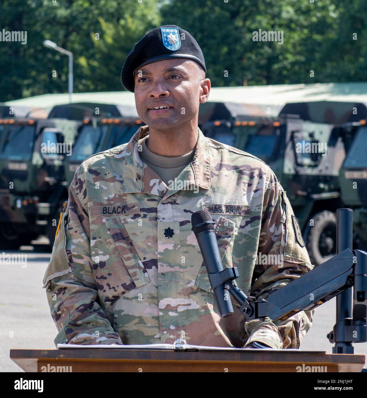 U.S. Army Lt. Col. Mark A. Black, 160th Forward Resuscitative Surgical ...