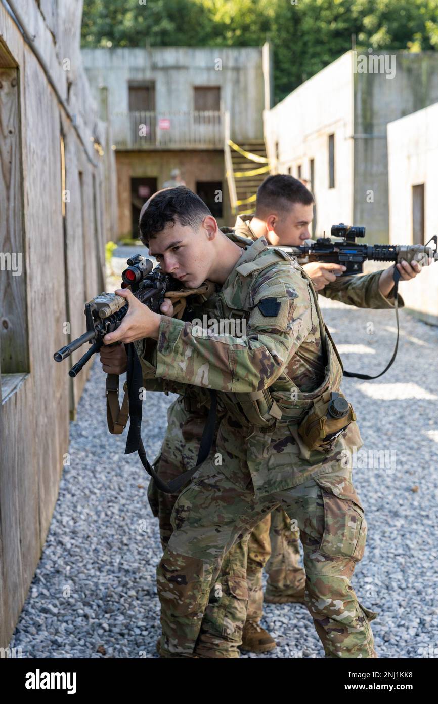 U.S. Soldiers with 1st Battalion, 110th Infantry Regiment, 2nd Infantry ...