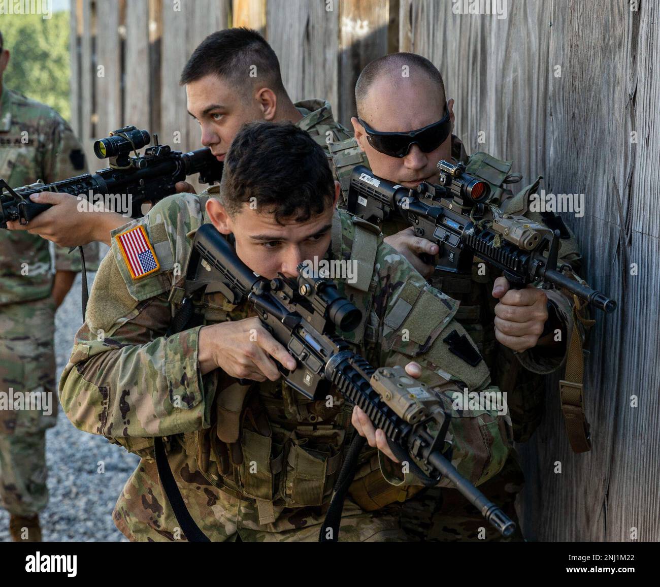 U.S. Soldiers with 1st Battalion, 110th Infantry Regiment, 2nd Infantry ...