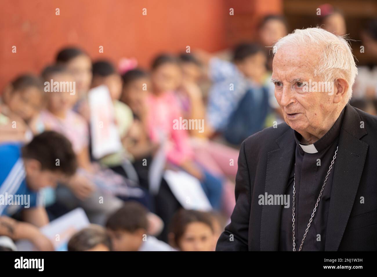 Cardinal Antonio Cañizares visits the diocesan parish school Santiago ...
