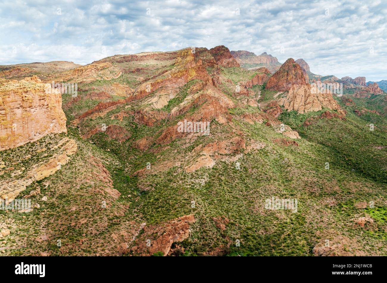 Tonto apache reservation hi-res stock photography and images - Alamy
