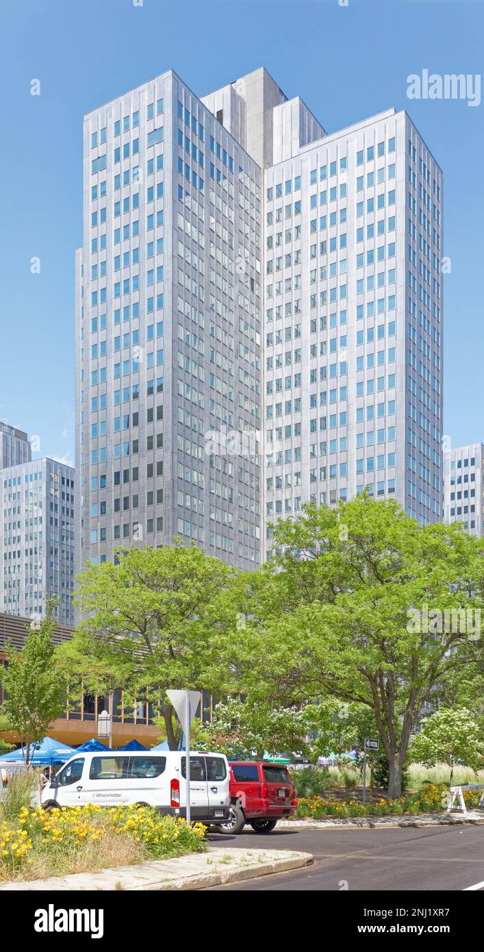 Three gateway center pittsburgh hi-res stock photography and images - Alamy