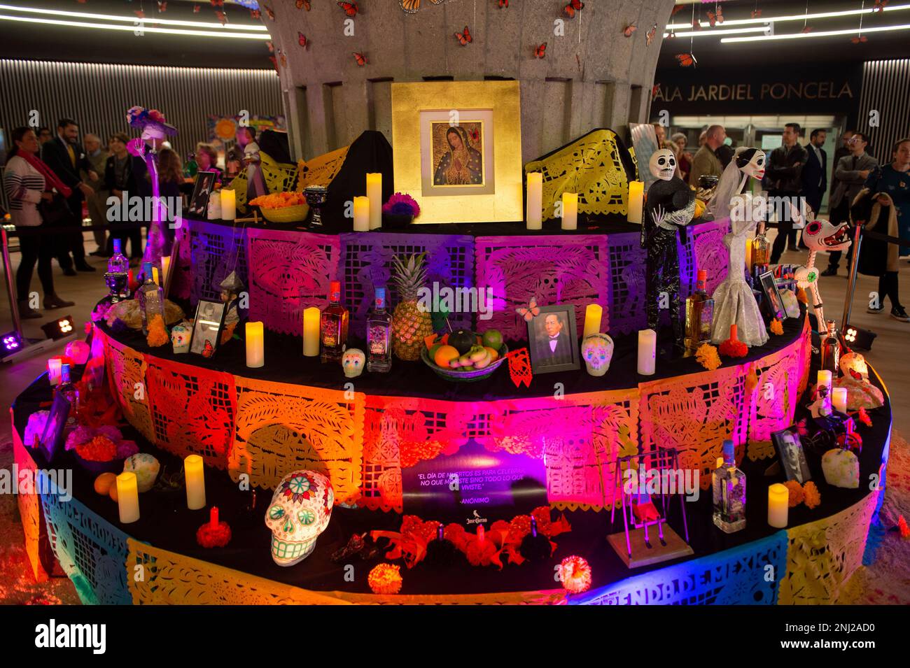 View of an altar at the presentation of the Day of the Dead ofrenda, at ...