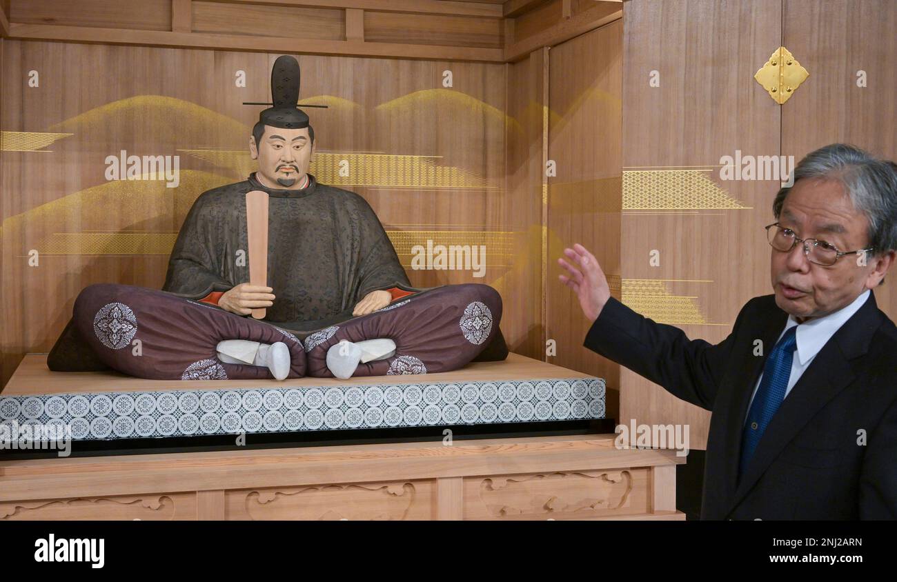 A statue of Minamoto no Yoritomo which is made from an 800-year-old ...