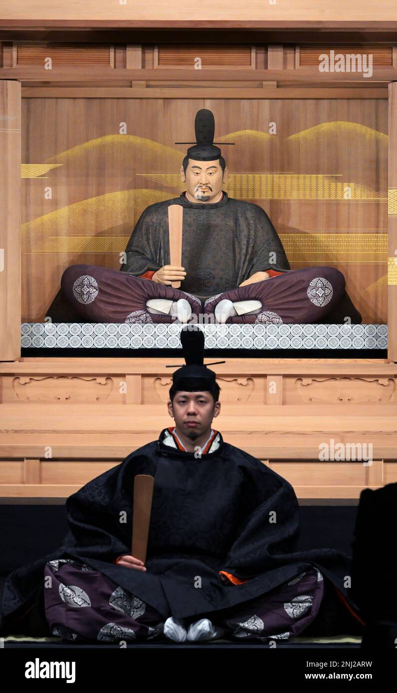 A statue of Minamoto no Yoritomo which is made from an 800-year-old ...