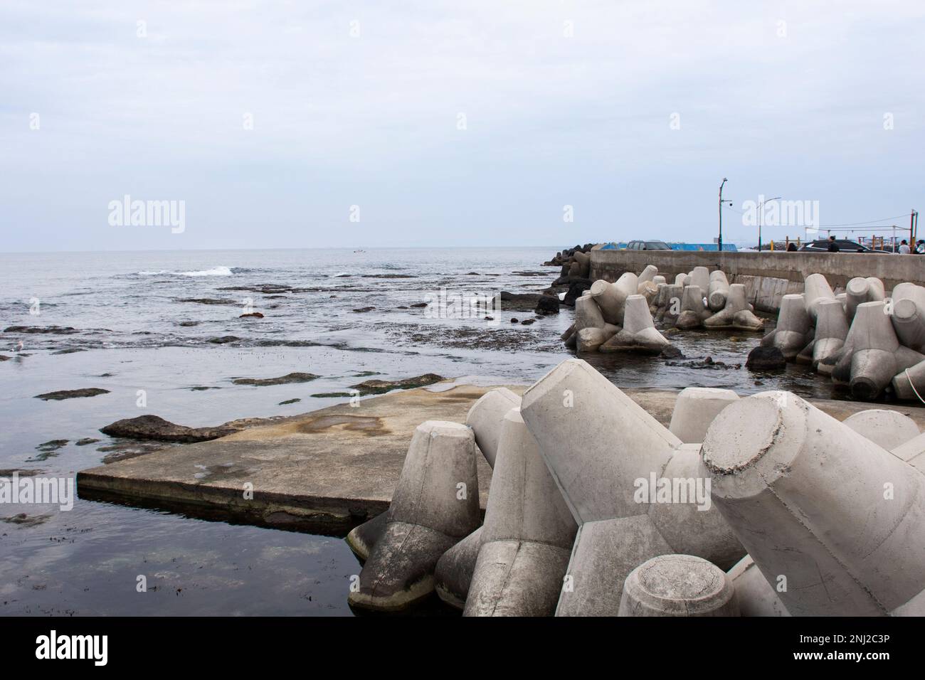 Concrete block tetrapod for breakwater and wave water dissipating ...