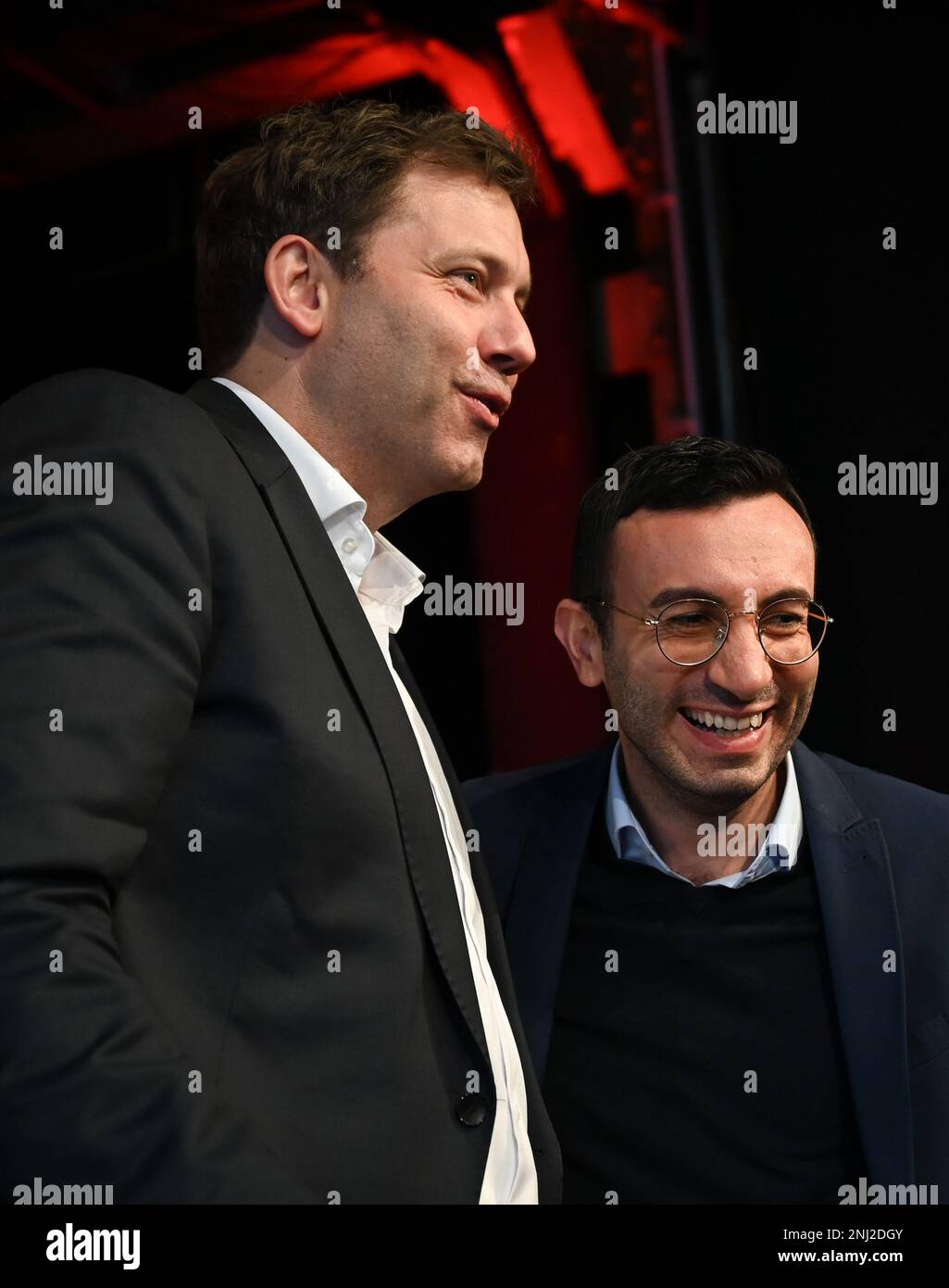 22 February 2023, Hesse, Frankfurt/Main: Lars Klingbeil (l), one of the ...