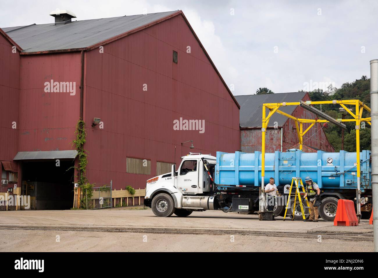 The Austin Master waste-management facility is seen in Martin's Ferry ...