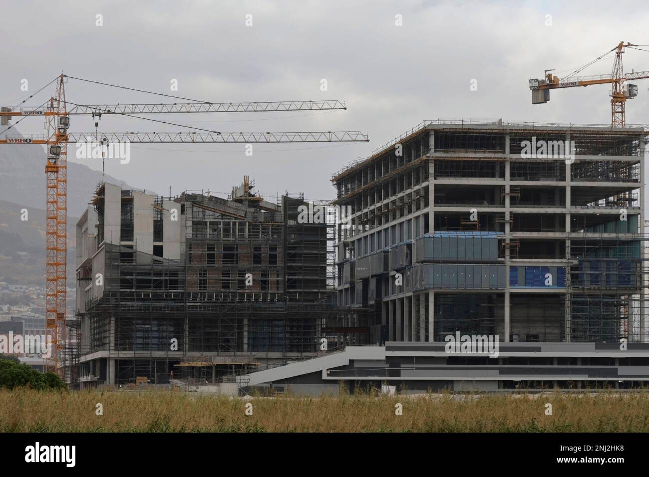 The construction of Amazon headquarters on the River Club site in Cape ...