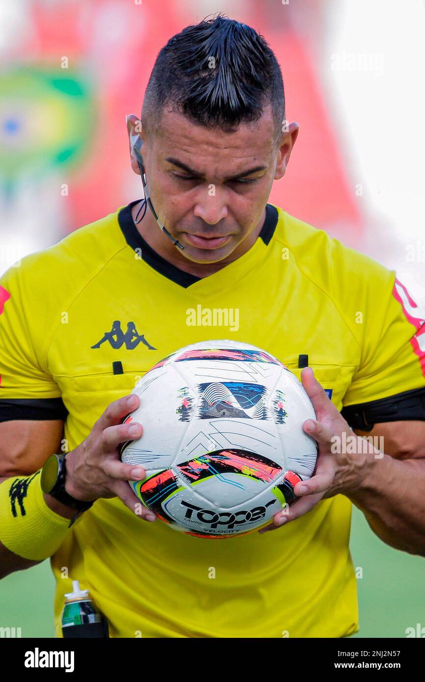 PE - Recife - 10/23/2022 - BRAZILIAN B 2022, NAUTICO X GREMIO - Referee ...
