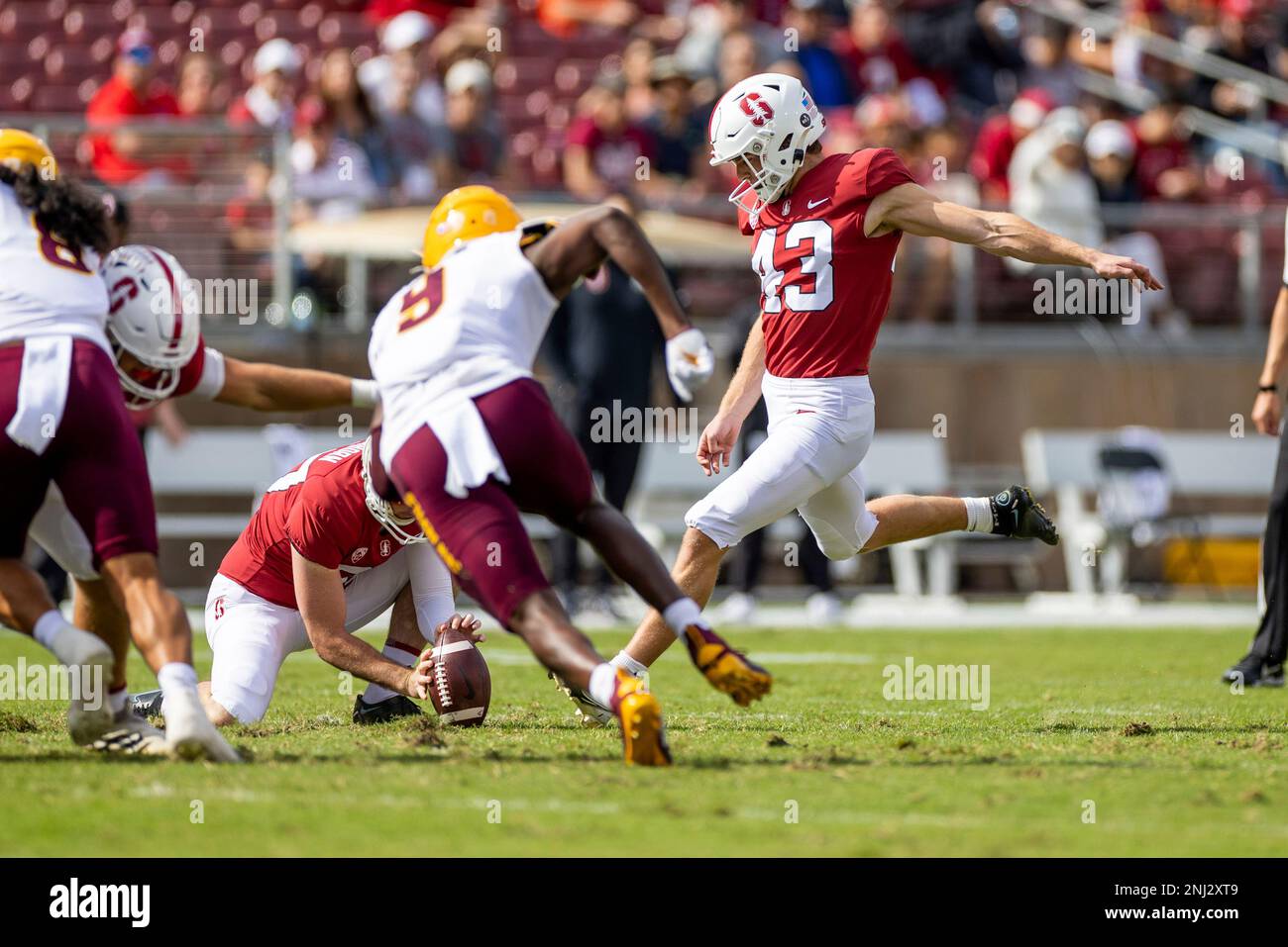 PALO ALTO, CA - OCTOBER 22: Stanford Cardinal place kicker Joshua Karty ...