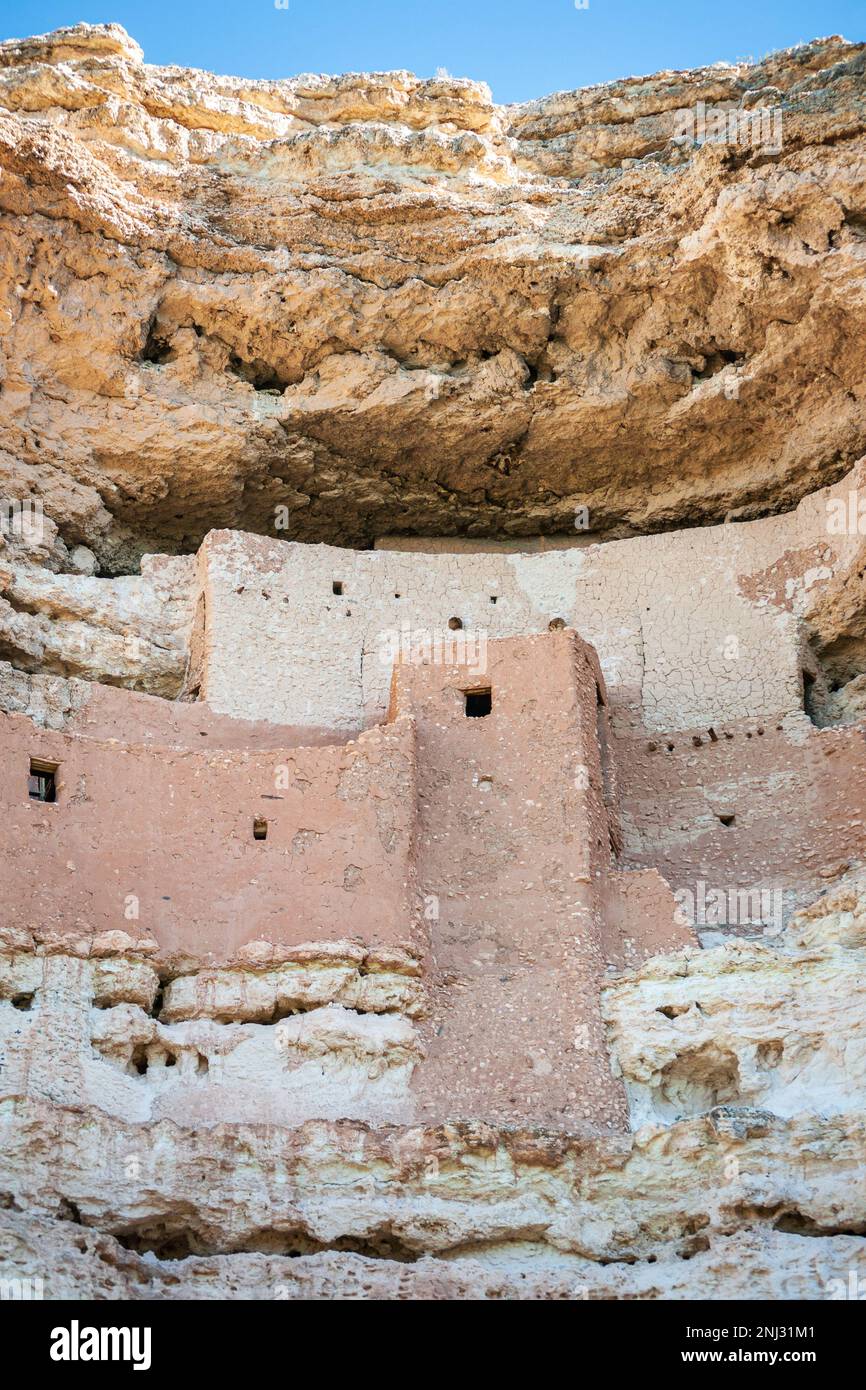 Cliff Ruins at Montezuma Castle National Monument Stock Photo - Alamy