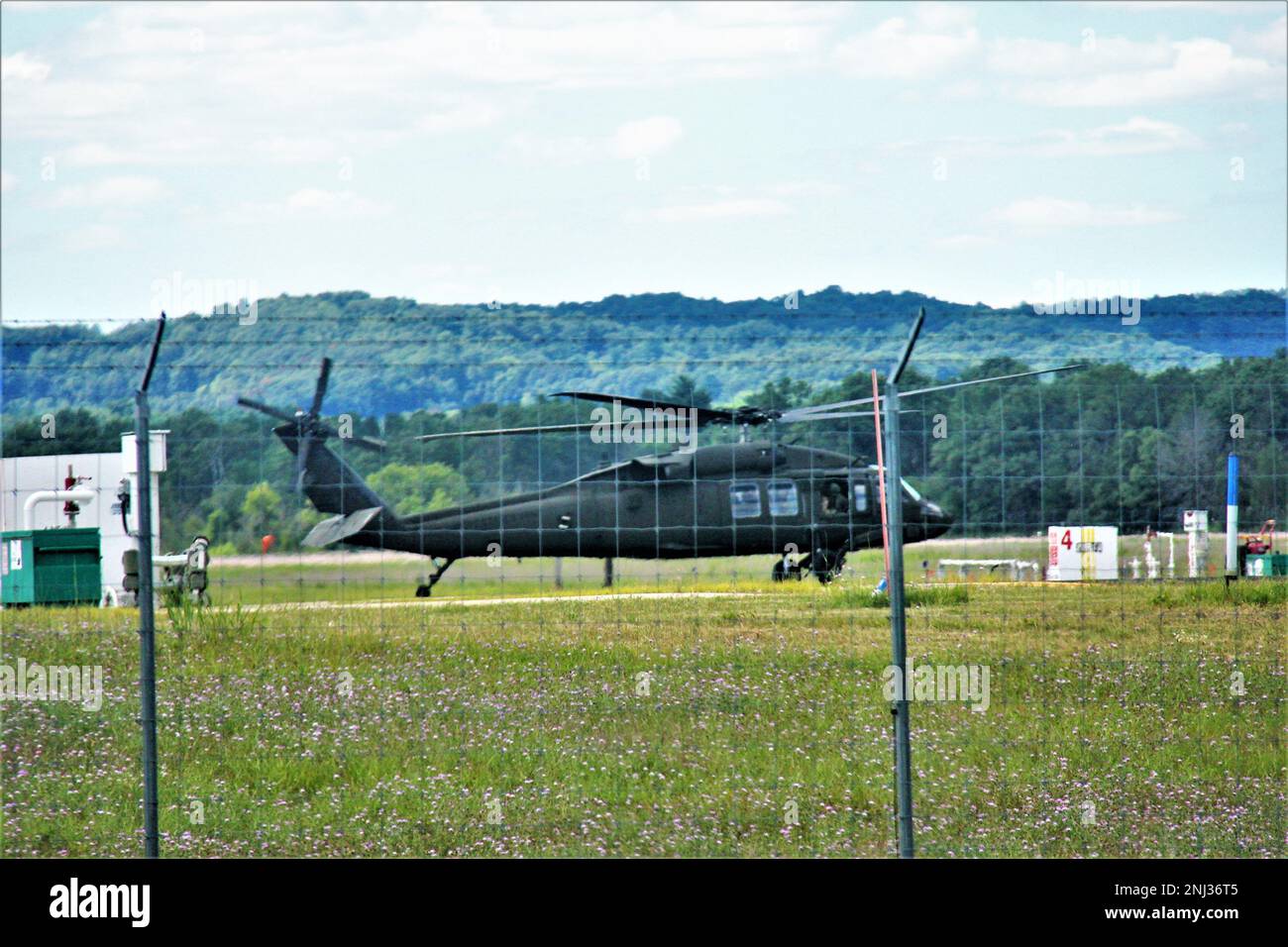 An aircrew with the 106th Aviation Regiment, Illinois Army National ...