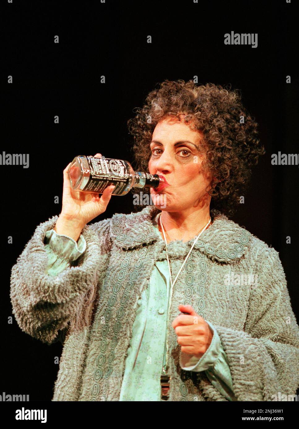 Annie victoria palace theatre hi-res stock photography and images - Alamy