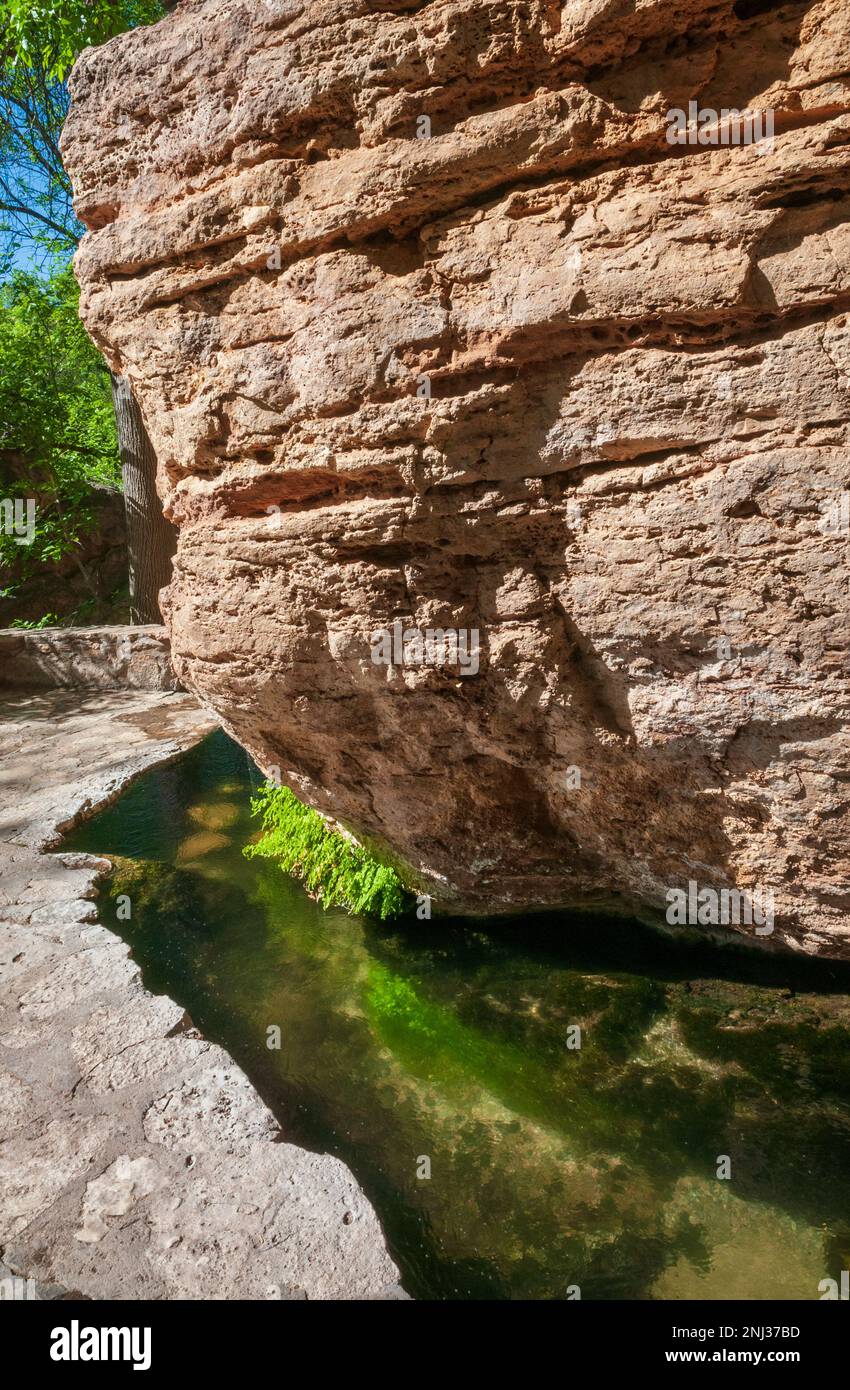 Montezuma Well unit of Montezuma Castle National Monument Stock Photo ...